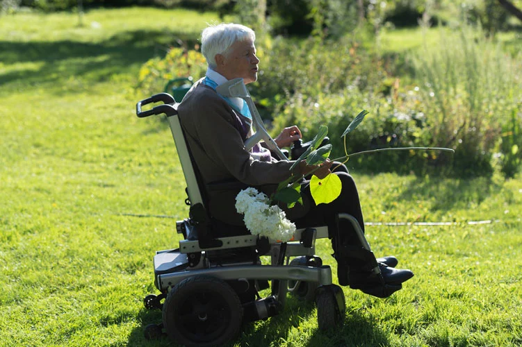 The Benefits of Power Chairs for Aging Populations and Senior Care ...